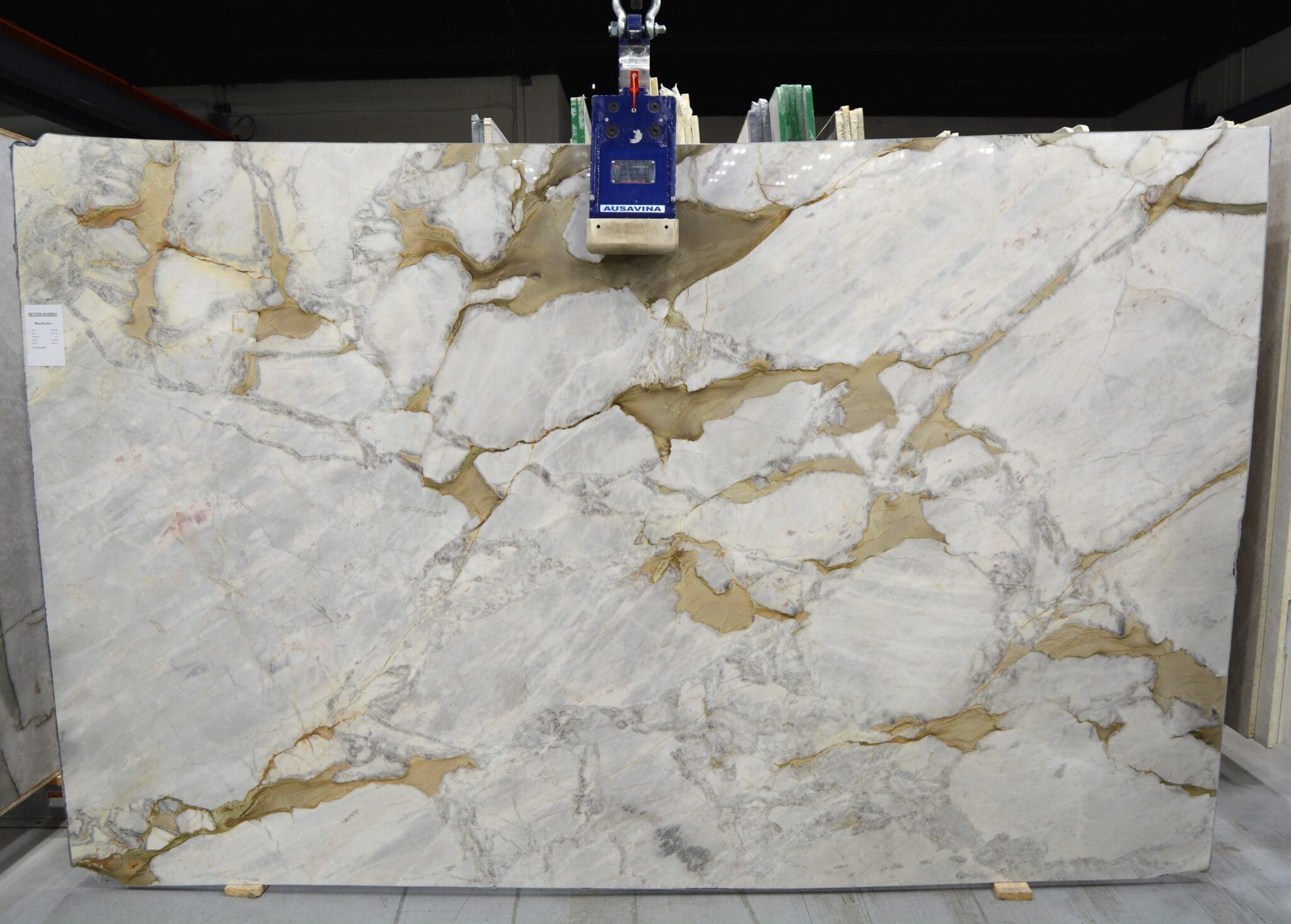 Calacatta Macchia Oro Quartzite - Exotic Gold Veined Quartzite Countertops