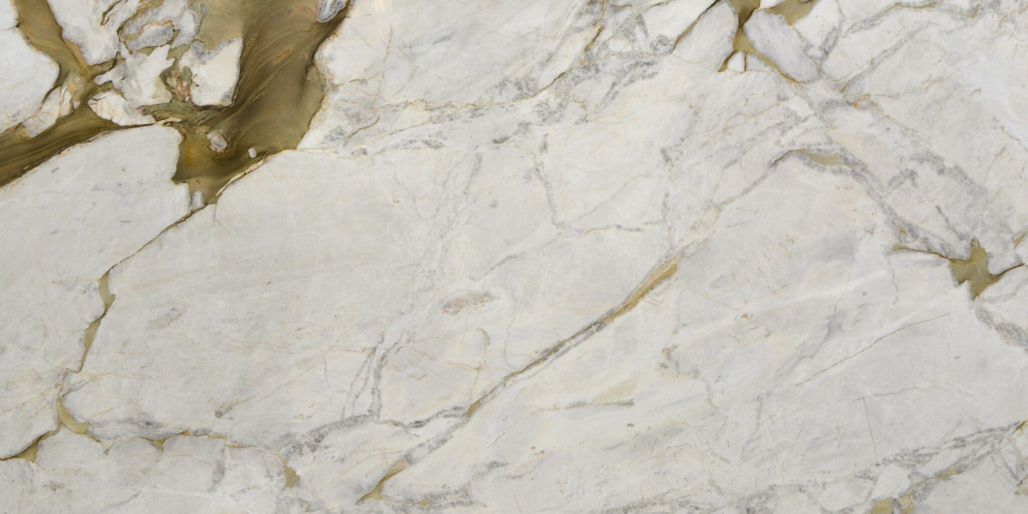 Calacatta Macchia Oro Quartzite - Exotic Gold Veined Quartzite Countertops