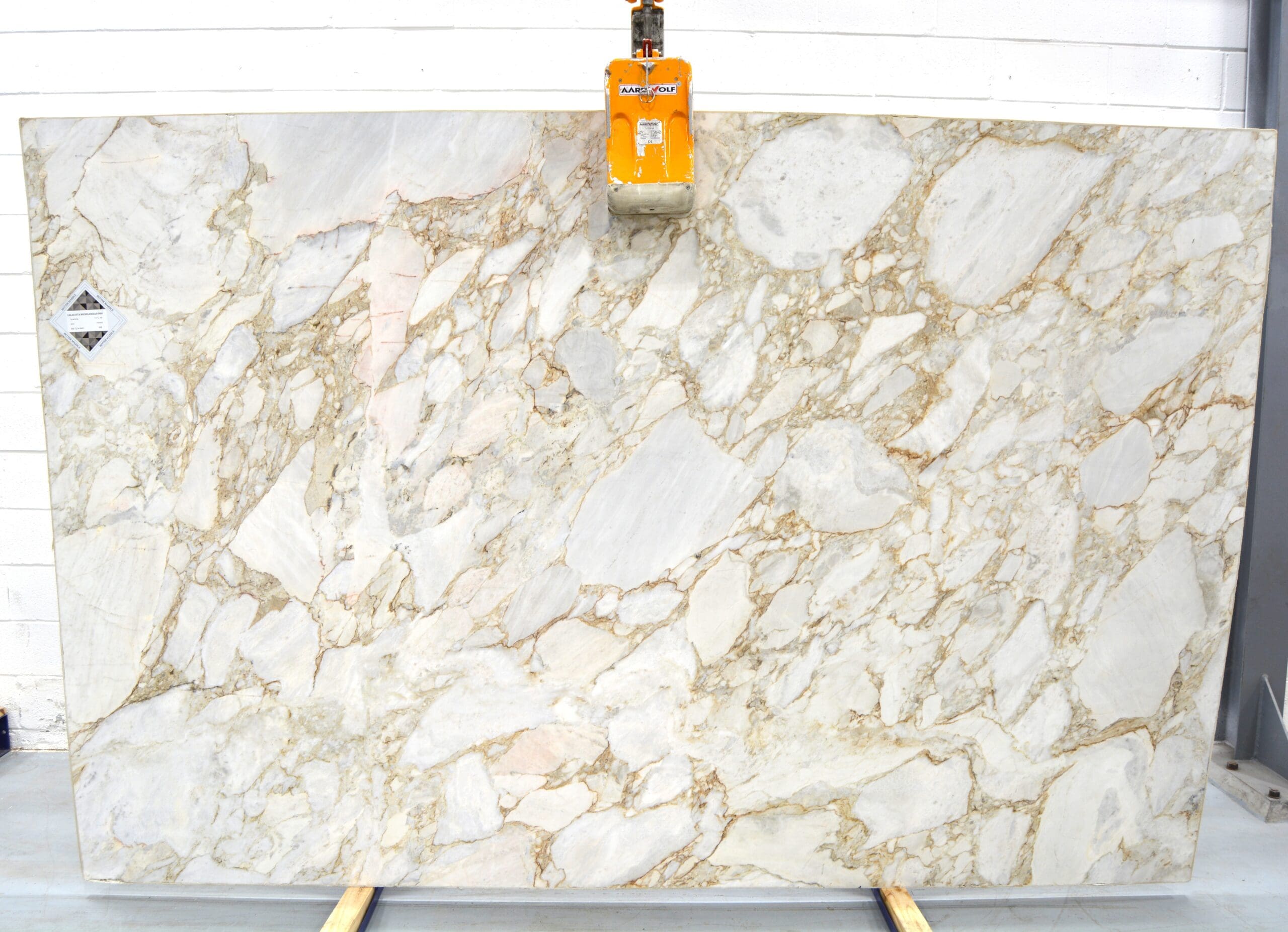 Calacatta Michelangelo Oro Honed Quartzite Slabs | Better Marble
